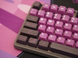 コレかわいい！テンキー付きなのにコンパクトな無線メカニカルキーボード【Epomaker TH96 レビュー】 | ガジェ活